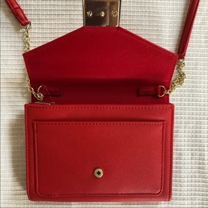 mundi | Bags | Mundi Red Coin Purse With Gold Chain Strap Nwt | Poshmark